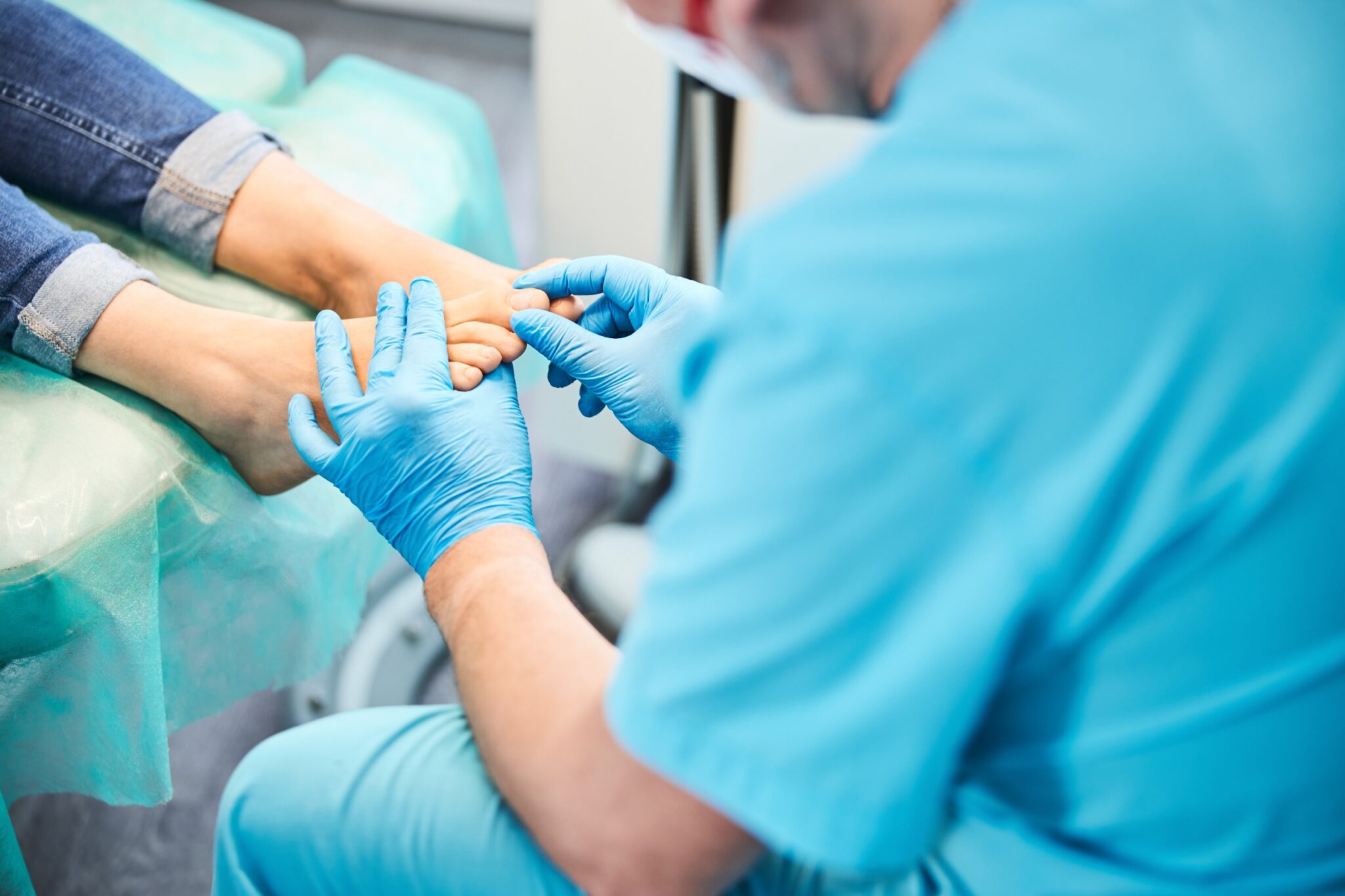 Le podologue : que faut-il savoir à propos ? - Santé Approche